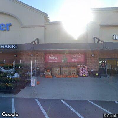 Small field fire reported near Kroger parking lot, Louisville KY ...