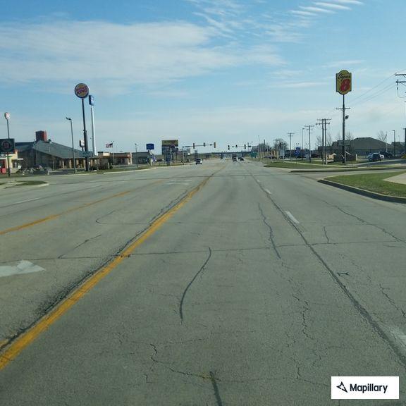 Two-vehicle crash with injuries on Route 36, Tuscola IL | CrimeRadar