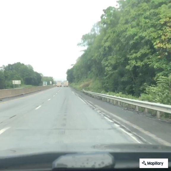 Tractor trailer overturns on I-78 westbound, Berks County PA | CrimeRadar