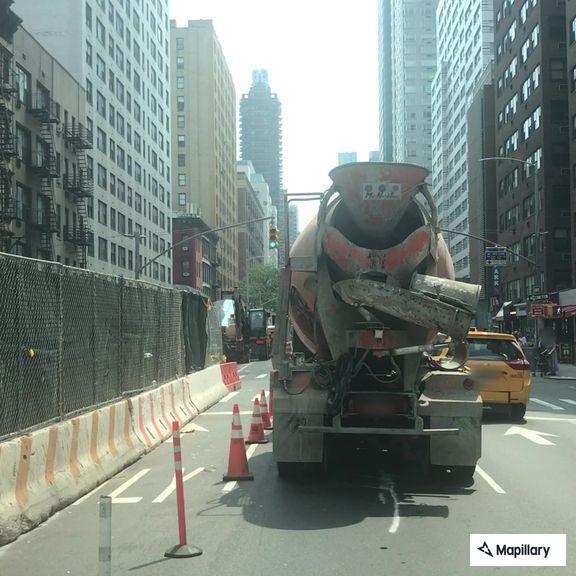 Suspicious package investigated near 72nd St station, New York NY ...