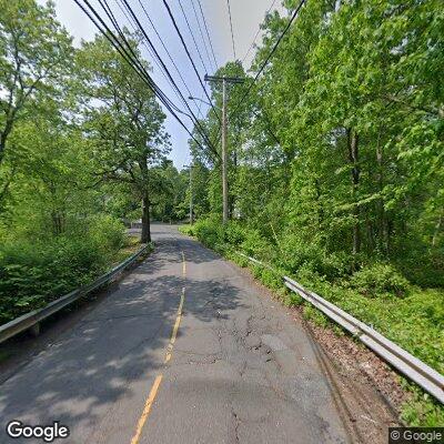 Tractor trailer blocks right lane on parkway, Shelton CT | CrimeRadar