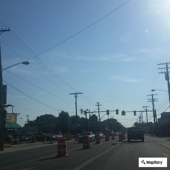 Three-car crash with one vehicle fleeing in Cleveland, Cleveland OH ...