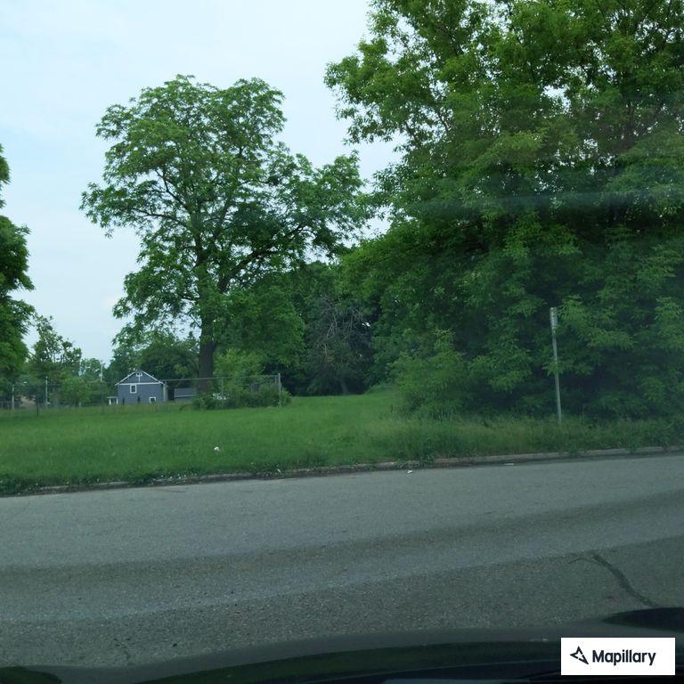 Larceny reported at apartment near State St in Lansing, Lansing MI ...
