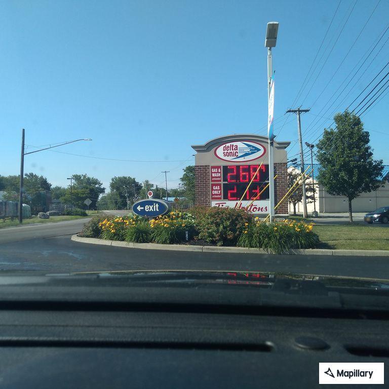 Vehicle incident reported at Delta Sonic lot, West Seneca NY | CrimeRadar