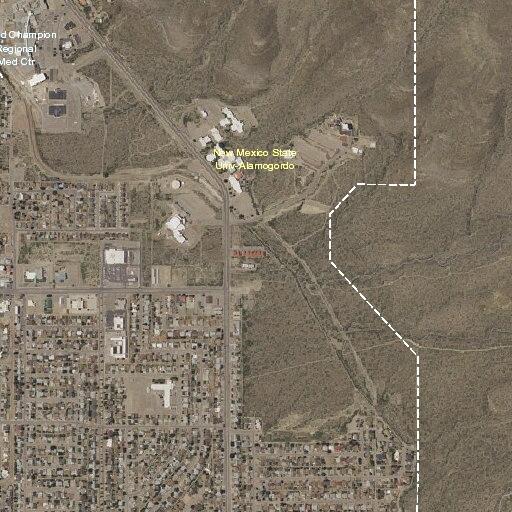 Driver flees after car hits light pole on Scenic Drive, Alamogordo NM ...