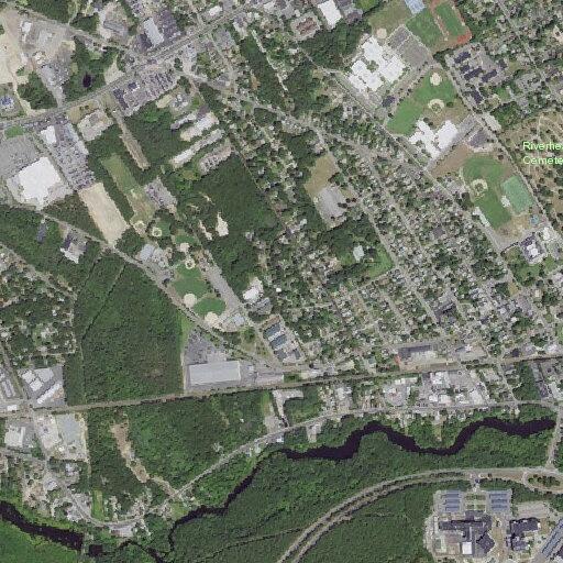Fire chief investigates report on Parkway Street, Riverhead NY | CrimeRadar