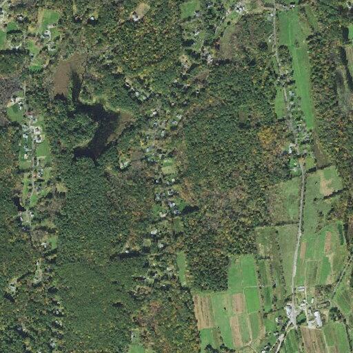 Officers check possible brush fire at home, Charlton MA | CrimeRadar