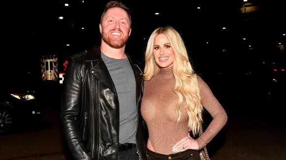 Kim Zolciak Using Alleged Text From Kroy Biermann’s Female Friend as ...