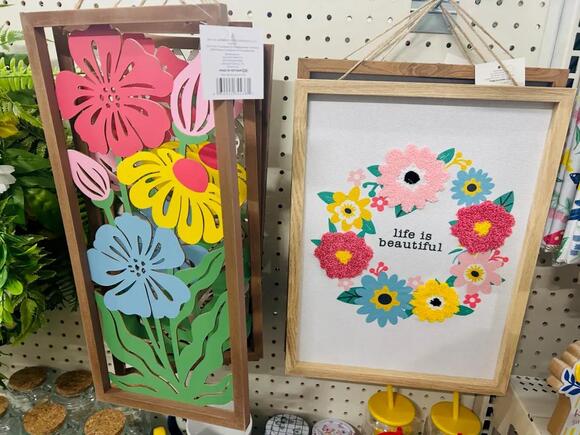Grab These Dollar General Pioneer Woman-Inspired Floral Finds Starting ...