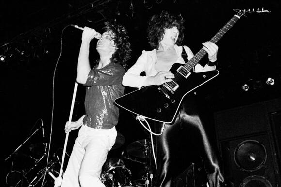 Def Leppard's 2026 World Tour - NewsBreak