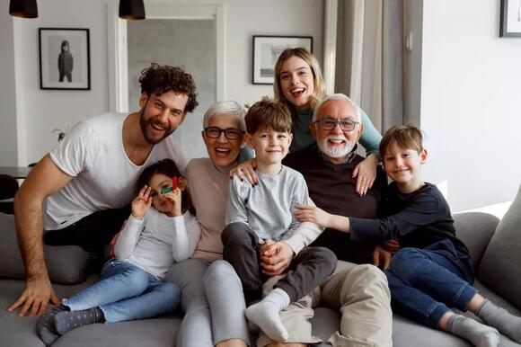 Thousands Fleeing Florida, California, Texas For New York State - NewsBreak