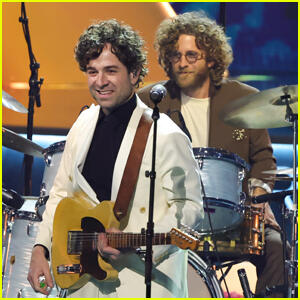 Dawes Opens Grammys 2025 With Star-Studded 'I Love L.A.' Tribute ...