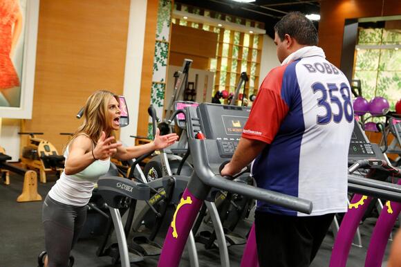 CNN Host Cuts Off MAGA ‘Biggest Loser’ Star’s Heated Rant: ‘Please Stop ...