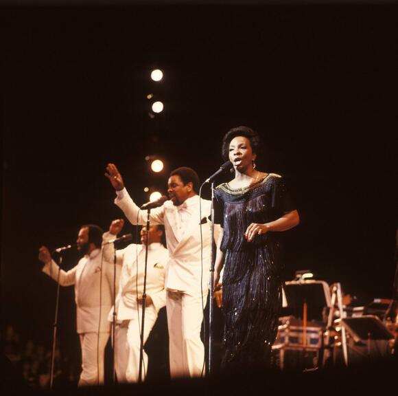 At 81, Legendary Singer Gladys Knight Releases New Hit, ‘Joy of ...