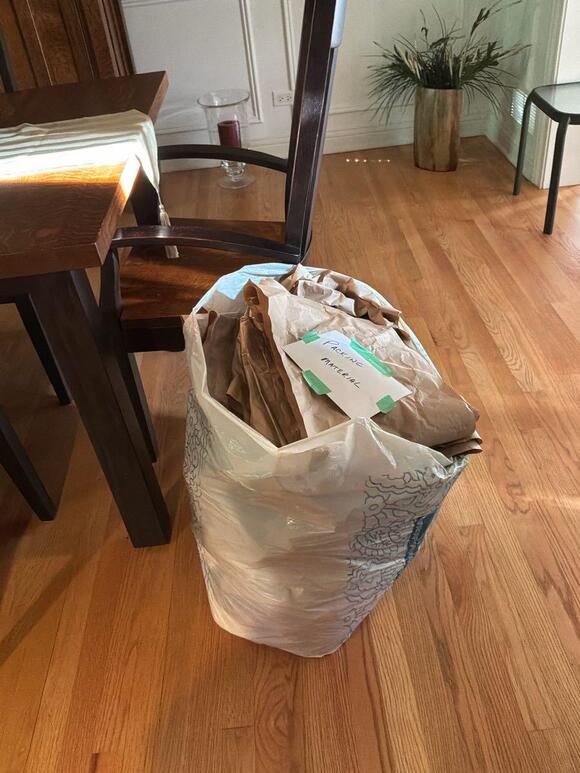 🎁 Freebies Up for Grabs in Palatine — Clothes & Moving Supplies - NewsBreak