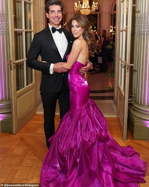 Fox News host Jesse Watters under fierce fire as his 'predatory' dating ...