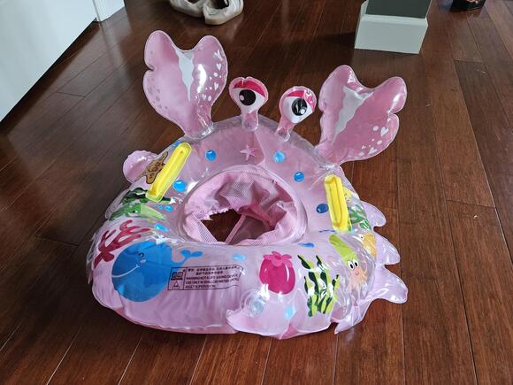 🎁 Freebies Up for Grabs in Olney — Baby Gear & Outdoor Tables - NewsBreak