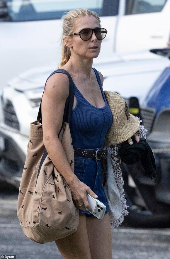 Elsa Pataky, 49, goes barefoot she steps out in Byron Bay to fetch ...