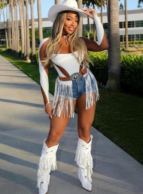 Trick Or Treat Mardis Gras & A Pajama Jammy Jam — Inside The Epic Theme ...