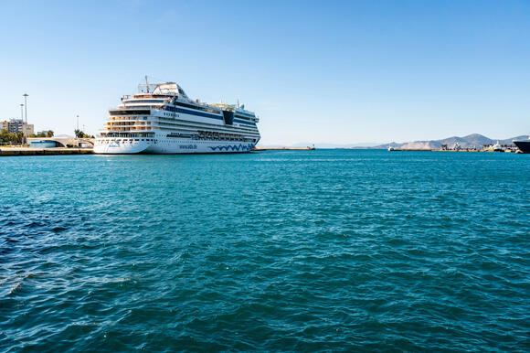 The Hidden Cost Of Free Dining On Cruise Ships That Most People Never ...