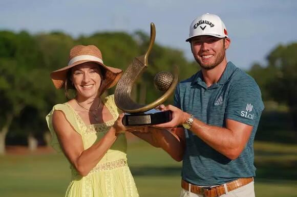 How Did Sam Burns & His Wife Caroline Campbell Meet? PGA Tour Pro’s ...