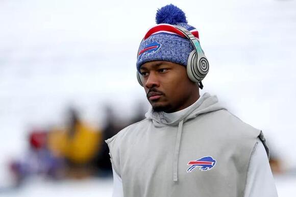 NFL Insider Aaron Wilson: Texans Will Draft 'At Least One Defensive ...