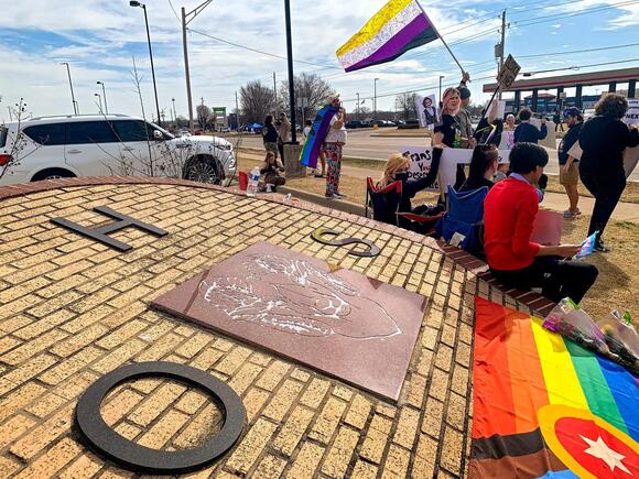 Students walk out of class to protest bullying of nonbinary teen Nex ...
