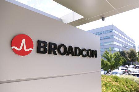 Broadcom signs long-term deal to develop Google’s custom AI chips ...