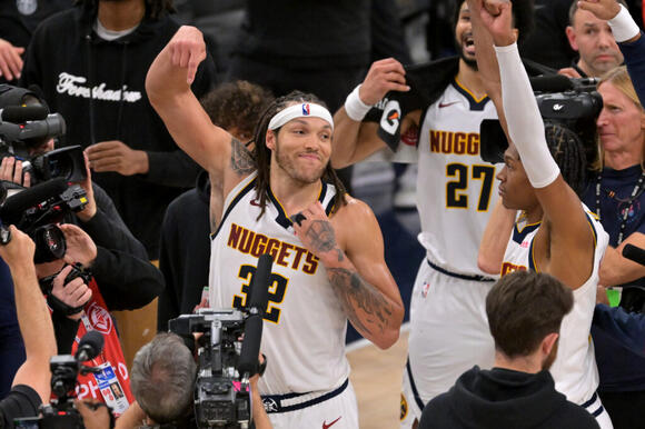 VIDEO: Clippers Fans Chant “Kick Him Out!” After Replay Reveals Aaron ...