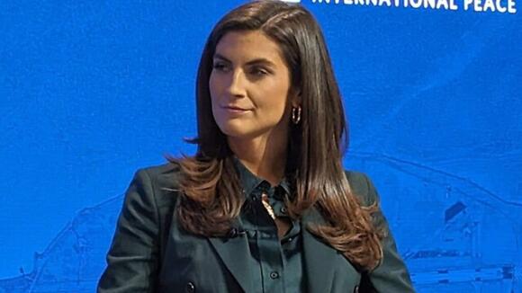 Kaitlan Collins Faces Criticism Over Oscars Party Appearance and Lavish ...