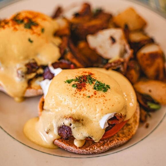 This iconic brunch spot on Washington Square has been reinventing ...