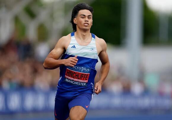 Who is Louie Hinchliffe? GB 100m star coached by Carl Lewis who had ...