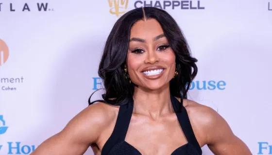 Angela ‘Blac Chyna’ White Gushes Over ‘My Person’ Rob Kardashian Amid ...