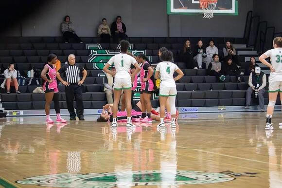 Carter Bryant’s Top 2026 Recruit Sister Reveals Her Family Criteria for ...