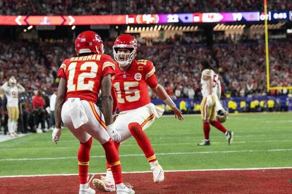 Enjoy A Collection Of The Most Mind-Blowing Patrick Mahomes Stats From ...