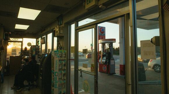 Houston Middle Schooler Says Gas Station Denied Bathroom, Then Shared ...