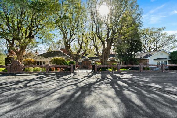 John Wayne shot one of his iconic films at this Nevada ranch — which ...