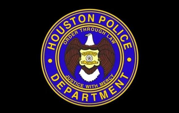 Suspect Fatally Shot After Attempting to Disarm Houston Police Officer ...