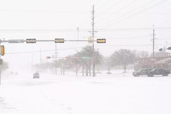 Weekend Blizzard? A Look Back On Lubbock's Last Major Blizzard - NewsBreak