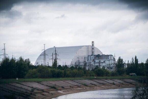 Chernobyl radiation fears explode as Russian strike sparks blackout ...