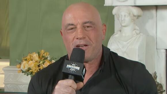 The Reason Behind Joe Rogan’s Viral UFC Outfit Moment - NewsBreak