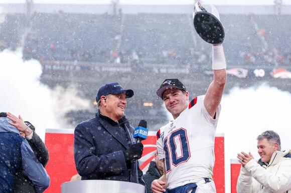 Empire State Building faces backlash for 'disgraceful' display after ...