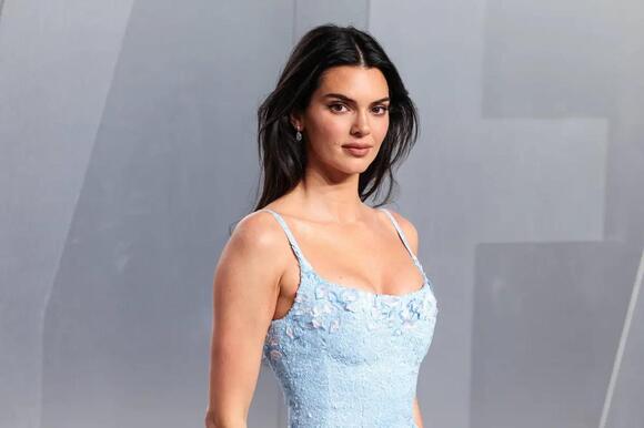 EXCLUSIVE: 'Proceed With Caution, Kendall!' — Pals Warn Lovestruck ...