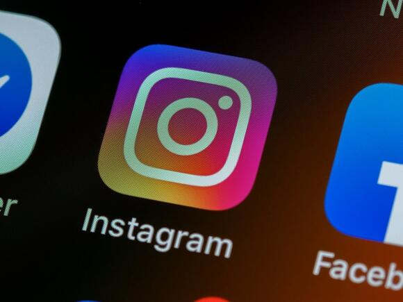 How Dangerous are Online Apps for Kids and Teens? TikTok, Instagram ...