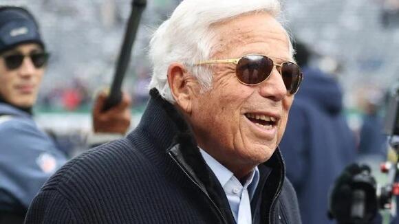 Robert Kraft explained how AFC East rival convinced him to ‘never ...