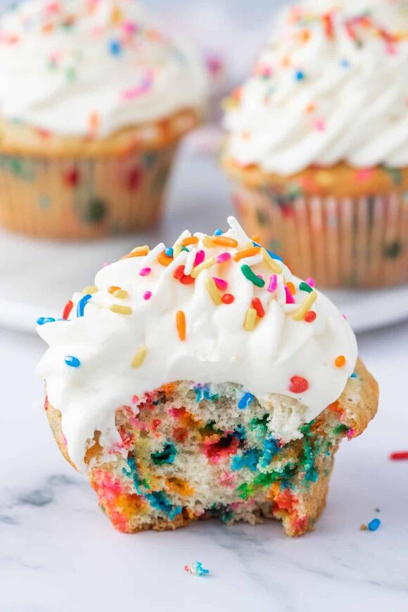 Funfetti Cupcakes - NewsBreak