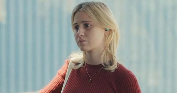 O Horizon Trailer: Maria Bakalova & David Strathairn Star in Award ...