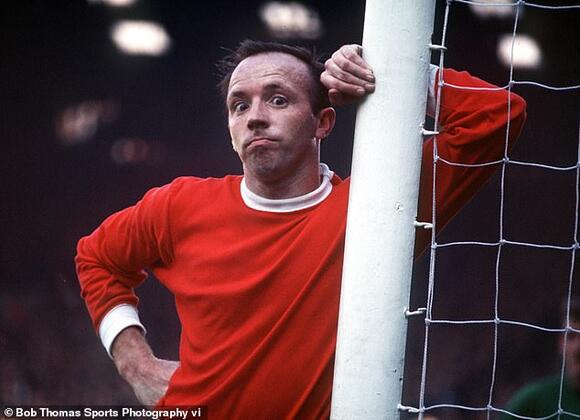 England World Cup winner Nobby Stiles dies, aged 78, after years of ...