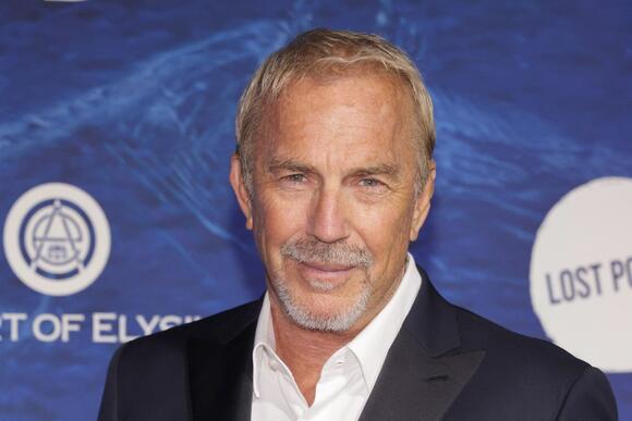 15 Actors Who Tried British Accents on Screen - NewsBreak