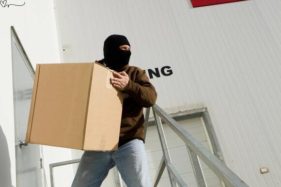 This Is How To Stop Porch Pirates In Montana - NewsBreak